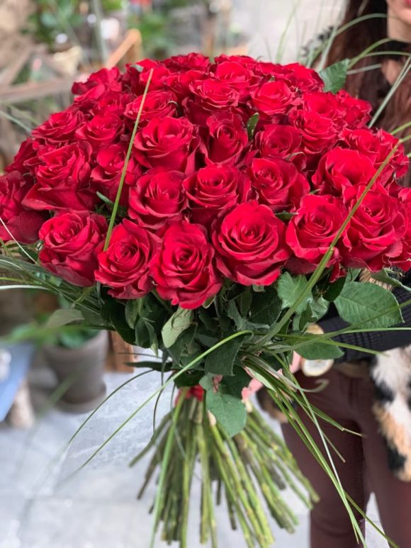 Rozvoz květin Brno - dokonalé kytice online | Květinářství GALERIE Brno